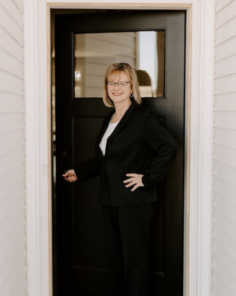 Pat Knight - Realty ONE Group Choice